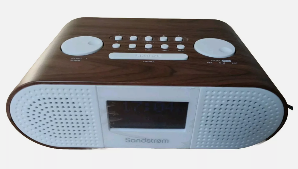 Sandstrom Dab Radio